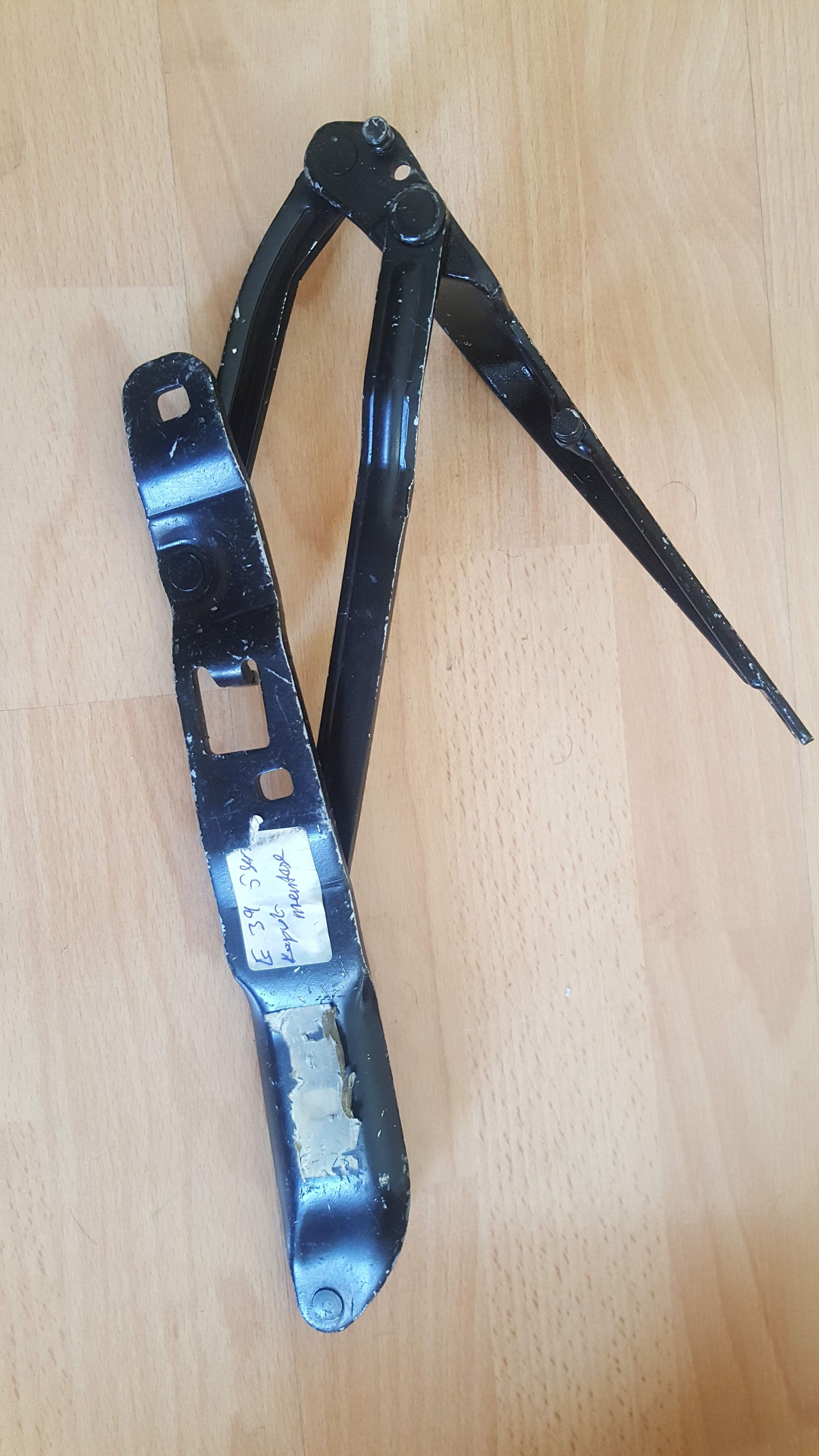BMW e39 41628203277 bagaj Menteşe sol 528i 98 E39 - hurdapazari.com
