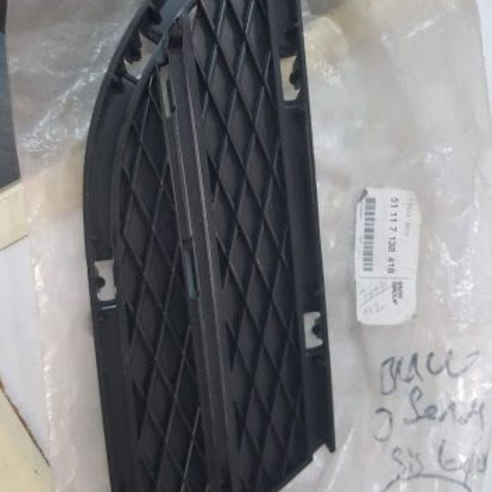 51117138417-51117138418 Bmw E90 LCI Ön Sol ve sağ Tampon Izgarası ...
